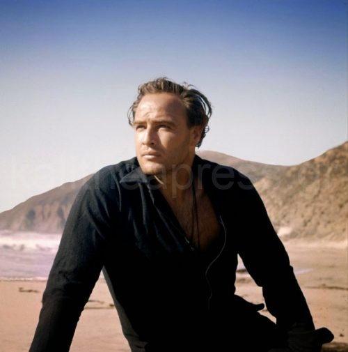 ΜΑΡΛΟΝ ΜΠΡΑΝΤΟ “Αυτή η «θεοποίηση» του Dean θεωρώ πως είναι λάθος ...